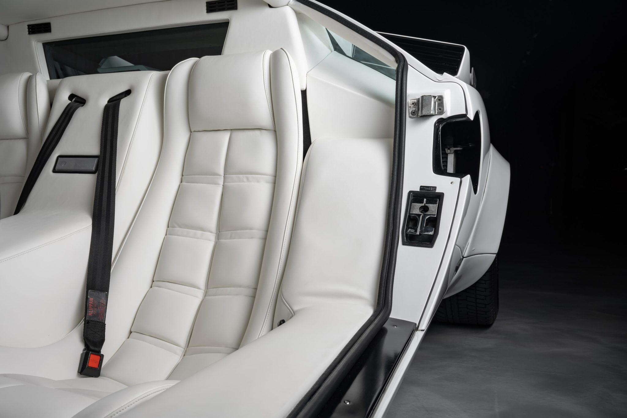 1987 Lamborghini Countach 5000 QV Fuel Injected – The Rienzi Report